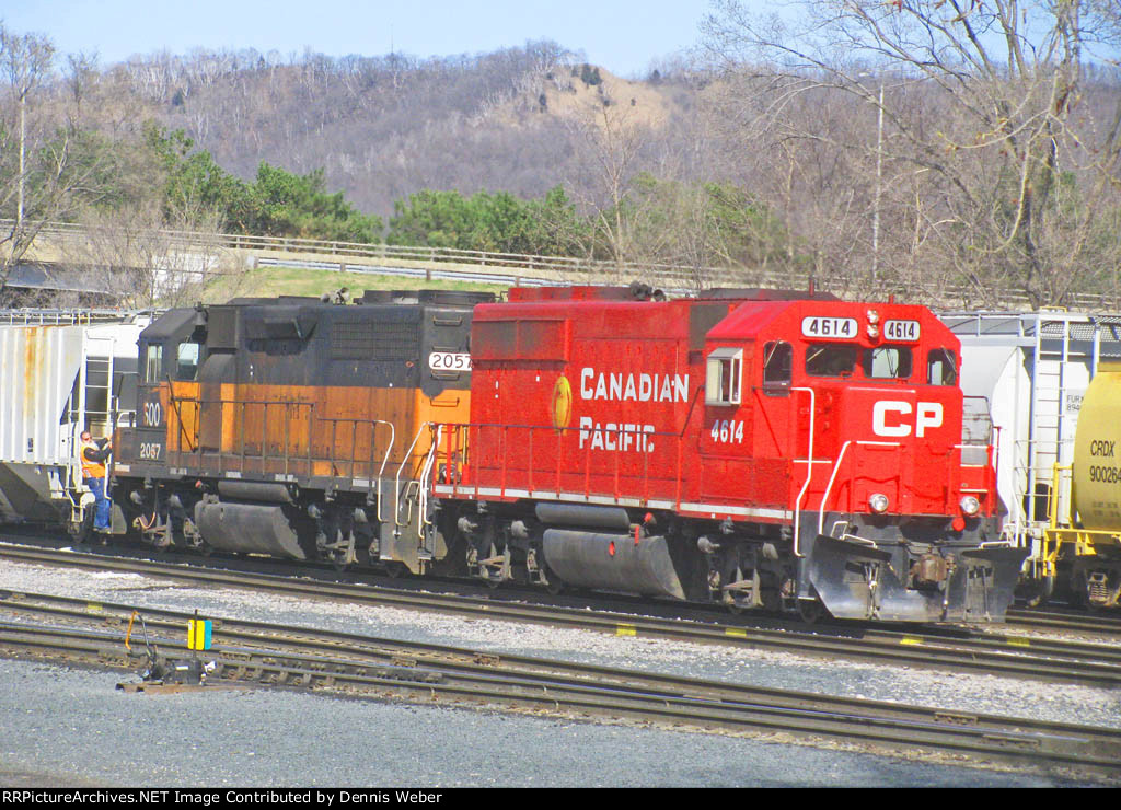 CP 4614 & SOO 2057, CP's Tomah Sub.